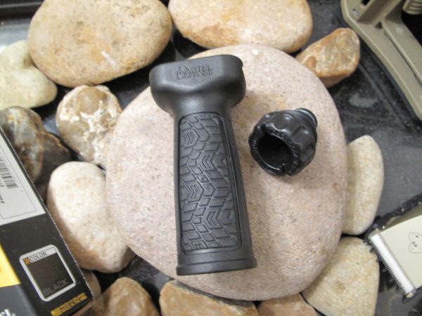 DANIEL DEFENSE Tactical + Maverick 88 Forend + VERTICAL GRIP ...